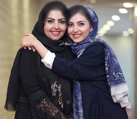 عکس مادر زیبا و خیلی جوان زیبا کرمعلی عین خواهرند و مادر جذابتر است