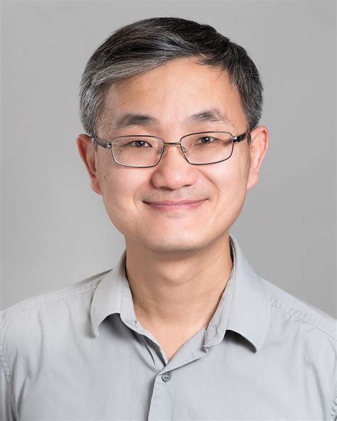 Yu Weis Instagram Twitter And Facebook On Idcrawl