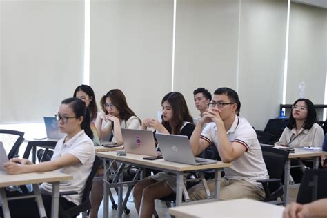 Tech Talk Tech Talk 18 Queue Stack And Graph Theory Cổng Thông Tin
