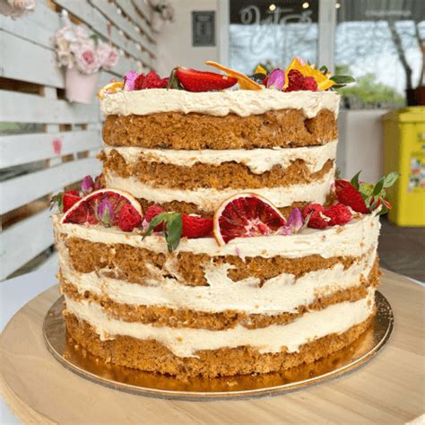 Торта на 2 етажа Just Cakes Здравословни домашни торти и десерти в Пловдив