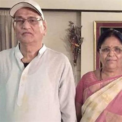 Meet Csk Star Dhonis Father Pan Singh Was Once A Pump Operator At