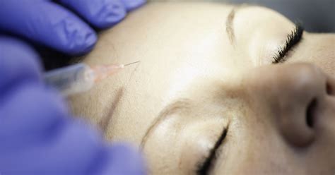 Who Can Legally Do BOTOX Cosmetic Injections