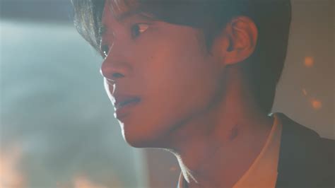 Head Over Heels 1×2 Dawg