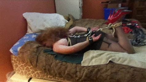 Wmv Version Damsel In Brittney Is Lovely In Her Red High Heels But That