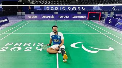 Nitesh Kumar Wins Paralympics Gold Medal Train Accident Survivor Iit Graduate Who Found