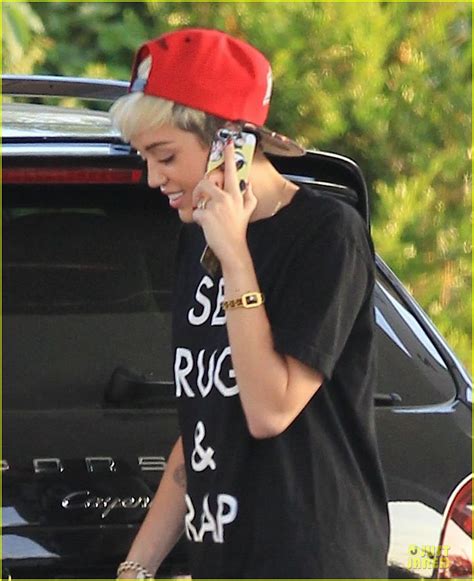 Miley Cyrus Sex Drugs And Rap Gal Photo 2861504 Liam Hemsworth