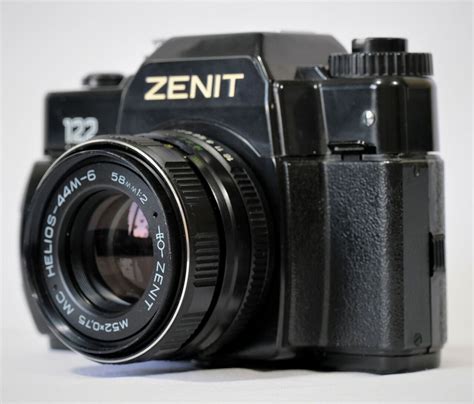 Фотоаппарат зенит 122 +Гелиос-44м-6