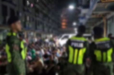 Police Still Processing 1000 Foreigners Nabbed In Pogo Raid Abs Cbn News Police Still Processing 1000 Foreigners Nabbed In Pogo Raid Abs Cbn News