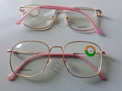 แว่นสายตายาว สายตาอ่านหนังสือ เลนส์ออโต้ออกแดดเปลี่ยนสี มินนี่แฟชั่น Thaipick