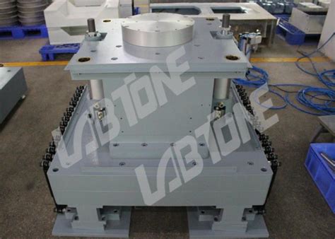 Iso Standard Bump Tester Machine For Electronic Products Shock Testing