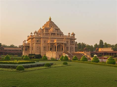 Swaminarayan Akshardham Temple Ahmedabad Timings Festivals History