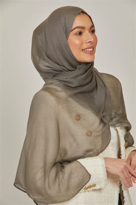 Premium Modal Matt Hijab Backdrop Grey Abayabuth