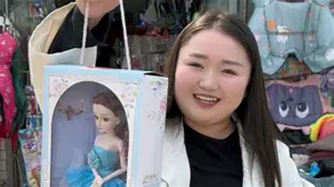 米朵越来越乖了，听着她软糯糯的声音心都化了，身为妹妹打心眼里心疼姐姐，真的养儿方知父母难！ 日常生活 记录真实生活 Youtube