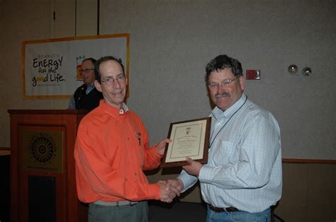 Variety Selection Market Types Scouting And Fungicide Are Part Of Peanut Disease Management
