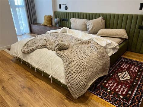 Плед Handmade з крупної вовняної пряжі — ціна 3300 грн у каталозі Пледи Купити товари для дому