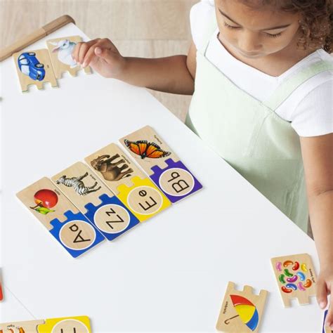 Self Correcting Alphabet Puzzles