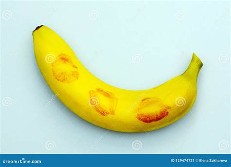 Banana Kiss Images At Desmond Kelley Blog