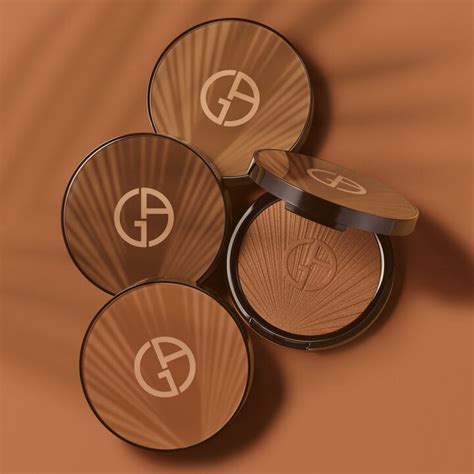 Luminous Silk Creamy Bronzing Powder Bronzer Armani Beauty