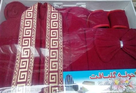 حوله تن پوش مارک گلبافت؛ کلاه دار نرم 3 رنگ آبی زرد سبز بچگانه