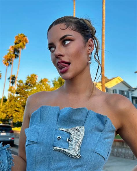 Hannah Stocking Hannahstocking On Threads