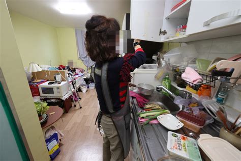 아픈 사람을 돌보는 노동자가 아프면