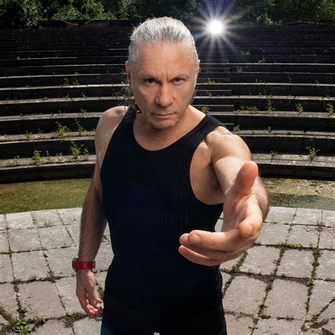 Bruce Dickinson Songs Streamen Rtl