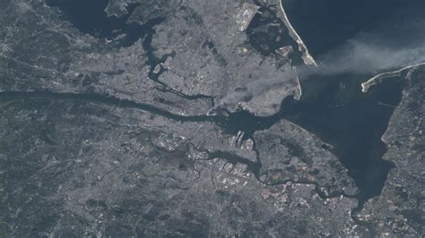 Astronaut Captured Terrifying Picture Of 911 Attacks From Space Nasa