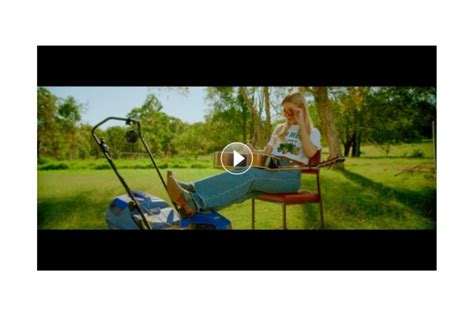 Australias 2025 Female Artist Of The Year Max Jackson To Perform At Cma Fest On Sunday June 8