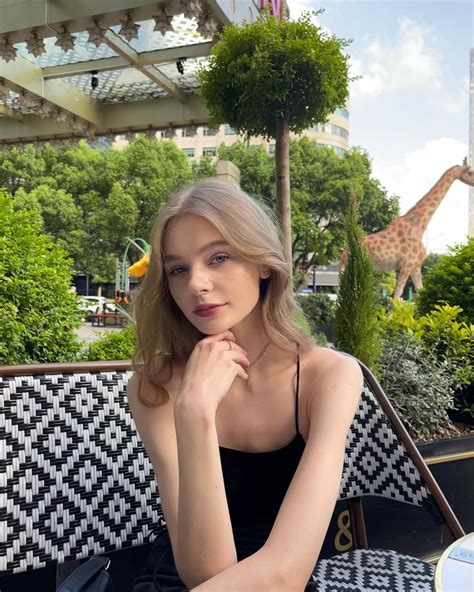 The Cutie Collective Dasha Bogdan Ig Bogdandaria20 With Mommysigma