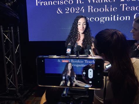 Storytelling Elmo R Lugo