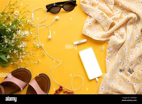 Random Objects Hi Res Stock Photography And Images Alamy