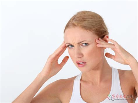 偏头痛不是普通头痛！识别四个危险阶段与科学应对