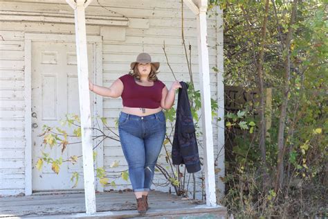 Conquering The Plus Size Crop Top Fatgirlflow Com