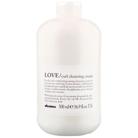 Essentials • Love Curl Cleansing Cream Beardsgaard