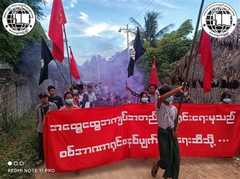 မြင်းမူတွင် ကျောင်းသား ပြည်သူများ ဦးဆောင်ကာ ရွှေဝါရောင် တော်လှန်ရေး အထိမ်းအမှတ်အဖြစ် စစ်အာဏာရှင