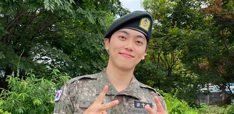 Onfs Mk Officially Discharged From Military Koreaboo