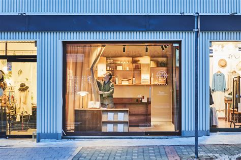 최스초이스 술 담배 및 여러 가지로 이유로 입 냄새가 고민인 분들에게 강력 추천하는 입 냄새 제거제품 테라브레스 가글캔디 가글 구강스프레이 상황에 맞게 여러 종류로