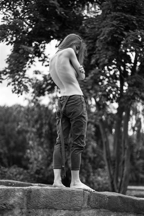 Adèle Simphal Sexy Y Desnuda 10 Fotos Thefappening