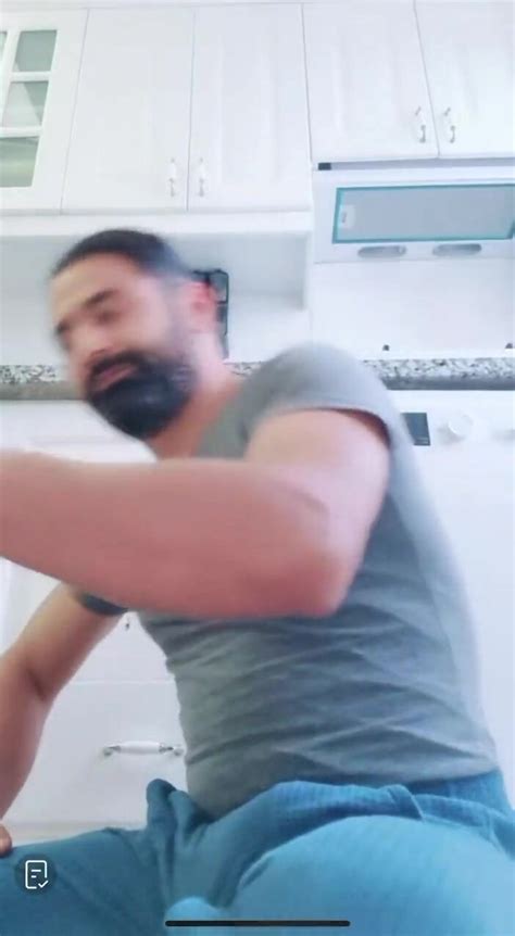Big Bulge Turkish Doing Live Türkçe