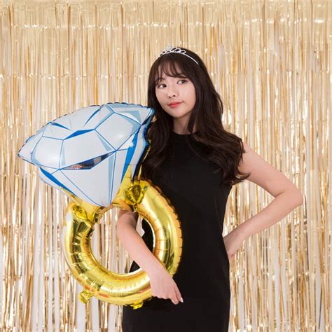 선물데이 파티장식은박수술커튼 새틴골드 생일 이벤트 파티 용품