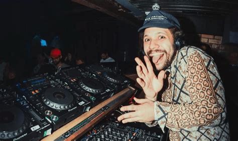 Djs Ubunto Libre Ana E Kevin David Vão Ferver A Pista Do Expresso 2222