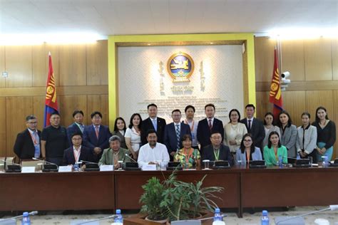 Хүнс хөдөө аж ахуйн салбарын ААН ТББ ууд нэгдэж “Хүнсний хувьсгал” ын үр дүнг нэмэгдүүлнэ