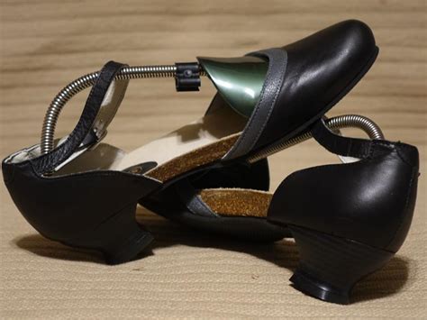 Чудові ортопедичні шкіряні босоніжки Bpc Selection By Biostep германія 41 р — ціна 780 грн у