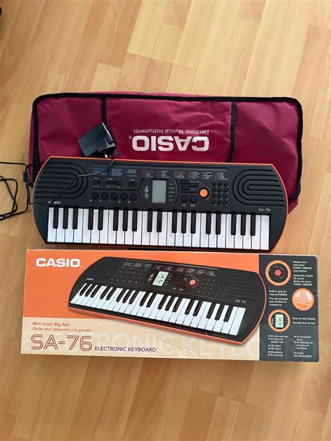 Casio Keyboard Sa 76 Hobbies And Toys Music And Media Musical Instruments On Carousell
