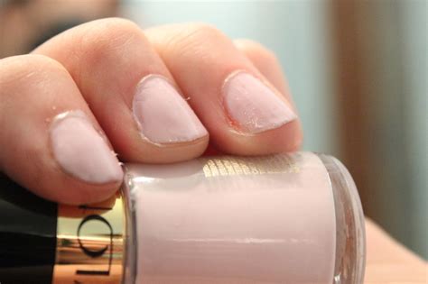 185 Lilac Pastelle ~ Revlon Nail Polish Nails Polish