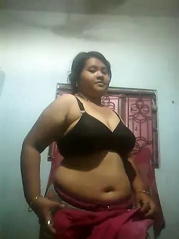 인도의 큰 가슴을 보여주는 xHamster