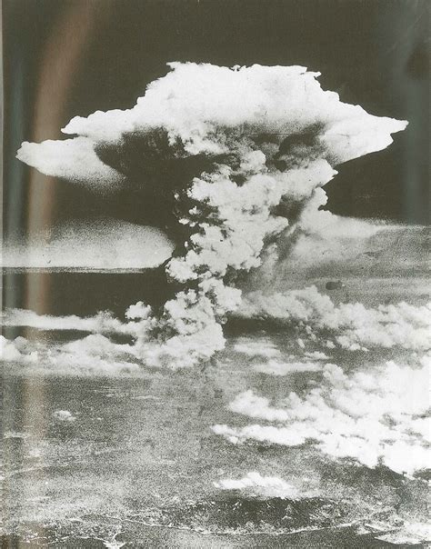 Hiroshima Atomic Bomb Hab Mushroom Cloud Completely Covering