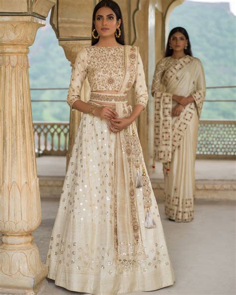 7 Indian Wedding Dress Ideas Indian Wedding Outfits Indian Fashion