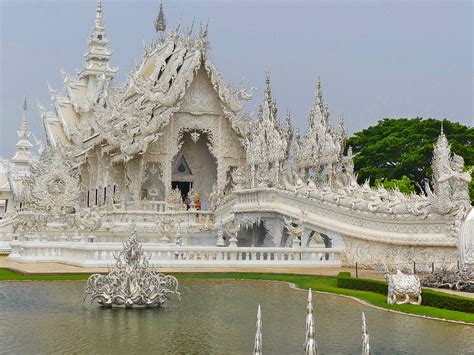 El Templo Blanco De Chiang Rai The Contemporary White Flickr