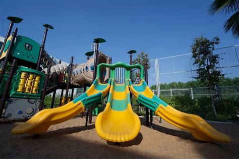 Multicolor 12mm Frp Outdoor Playground Slides Size 40x25x15 Feet